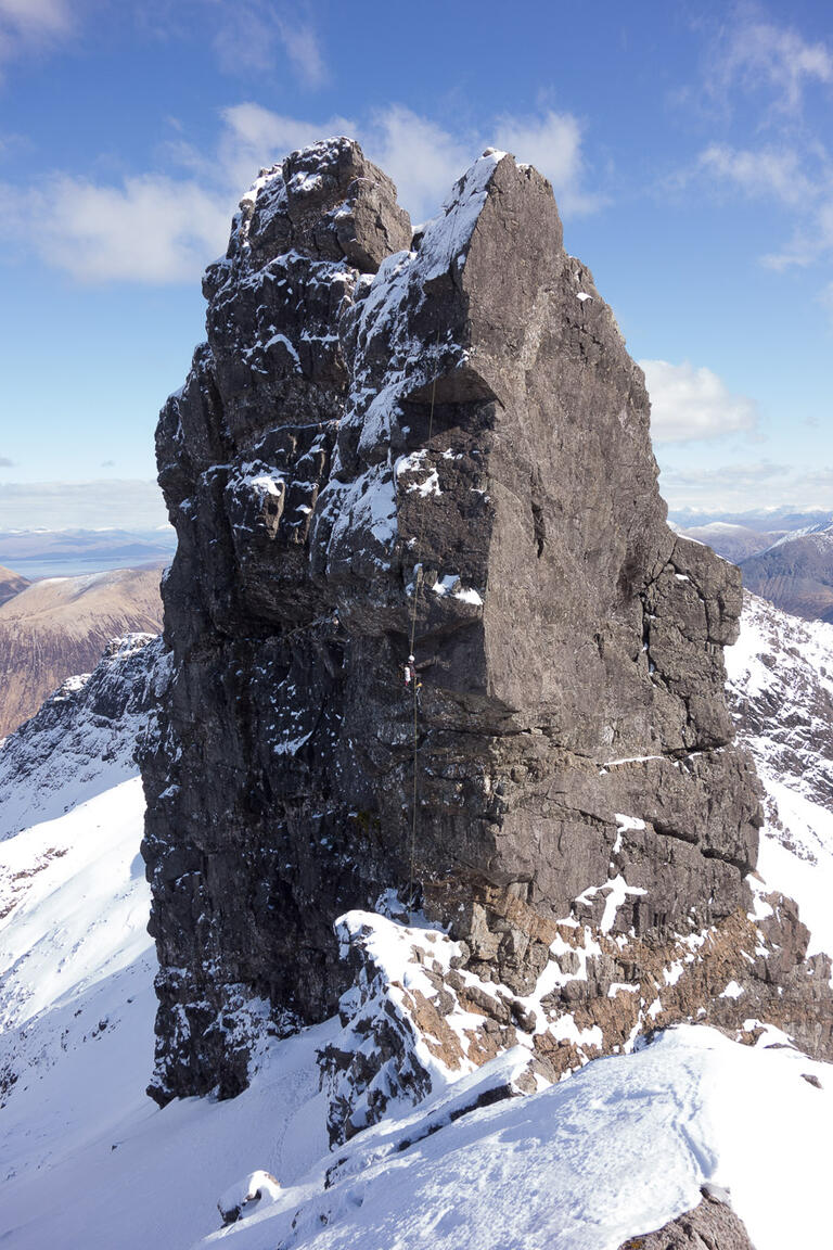 Winter Traverse of the Cuillin Ridge | MasterPlan Mountaineering