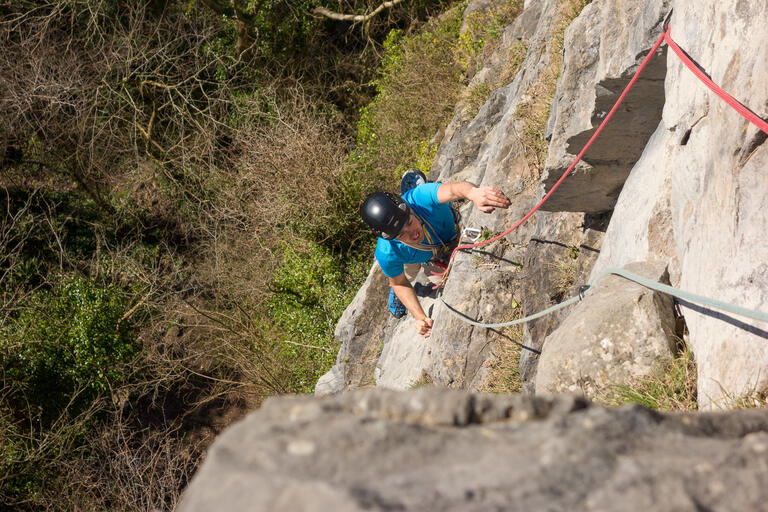 Spring Climbing at Wintour's Leap | MasterPlan Mountaineering